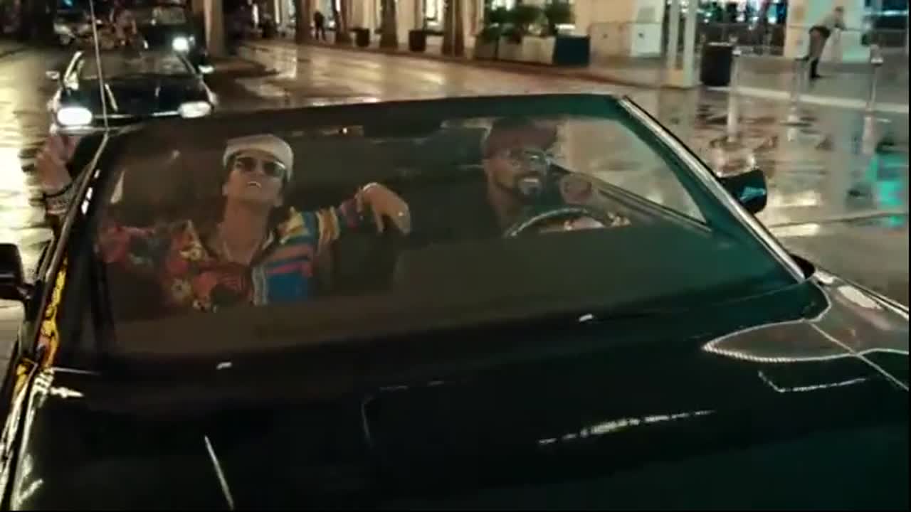 Bruno Mars - I'm a dangerous man with some money in my pocket ...