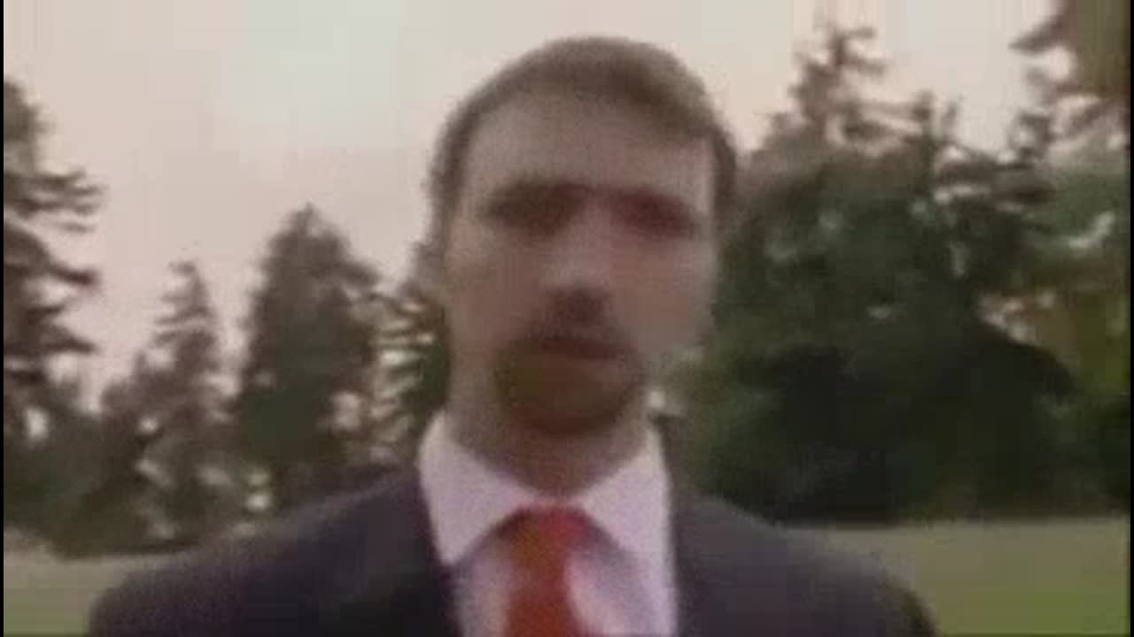 Tom Green - All alone | Download HD video clip on | Vlipsy