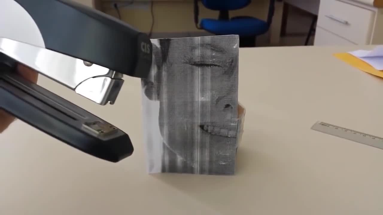 Memes - Staplalien | Download HD video clip on | Vlipsy