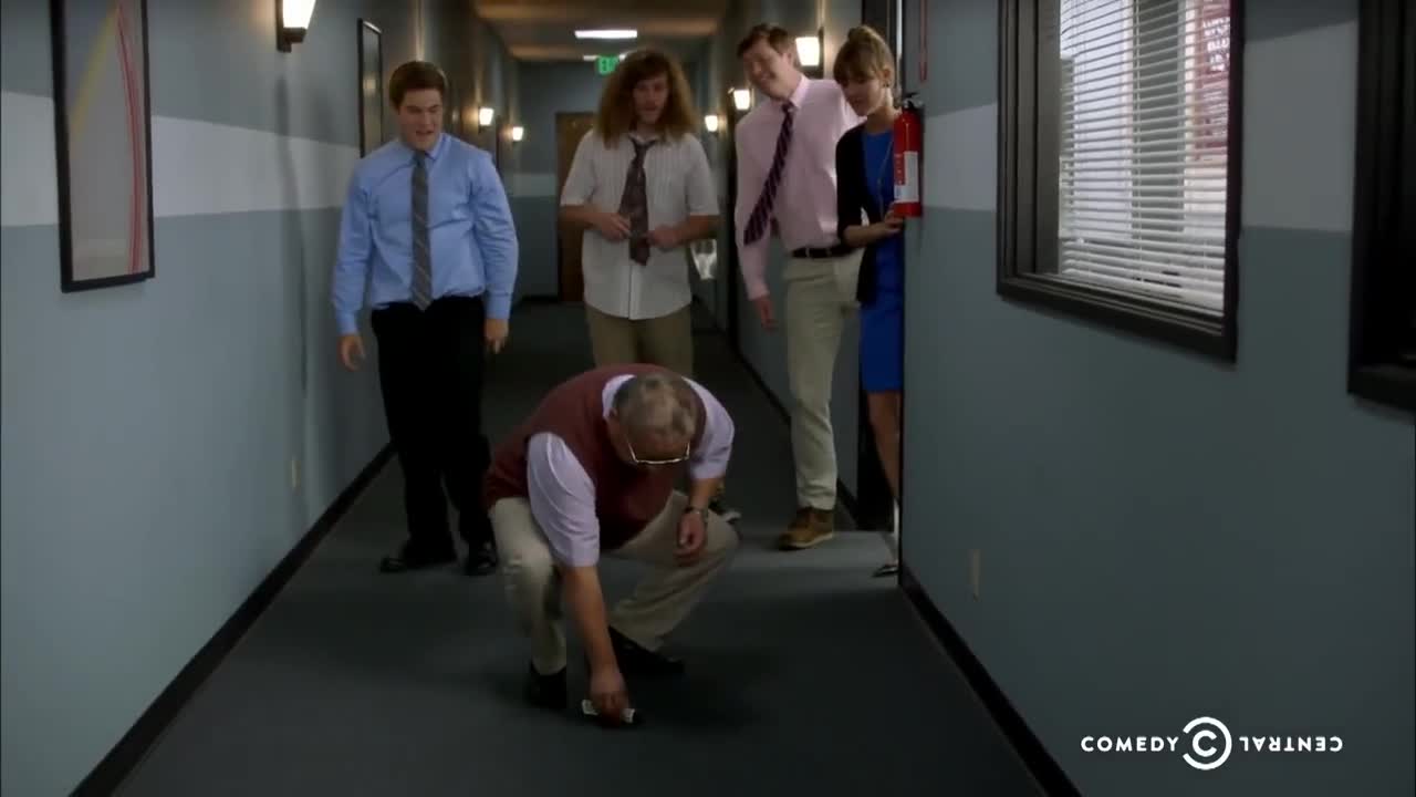 Workaholics - Poop Dollar! (Video Clip) | Download HD | Vlipsy