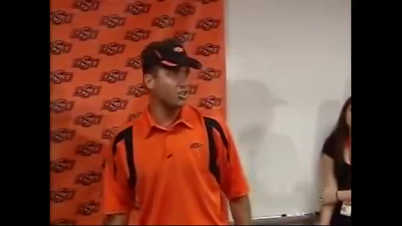 Mike Gundy - Garbage | Download HD video clip on | Vlipsy