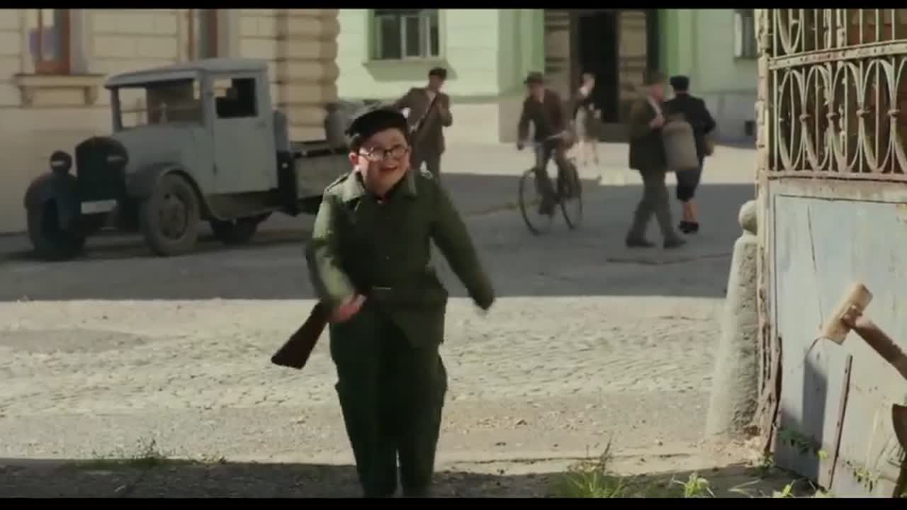 Jojo Rabbit: Yorki hi - Find clips on VLIPSY