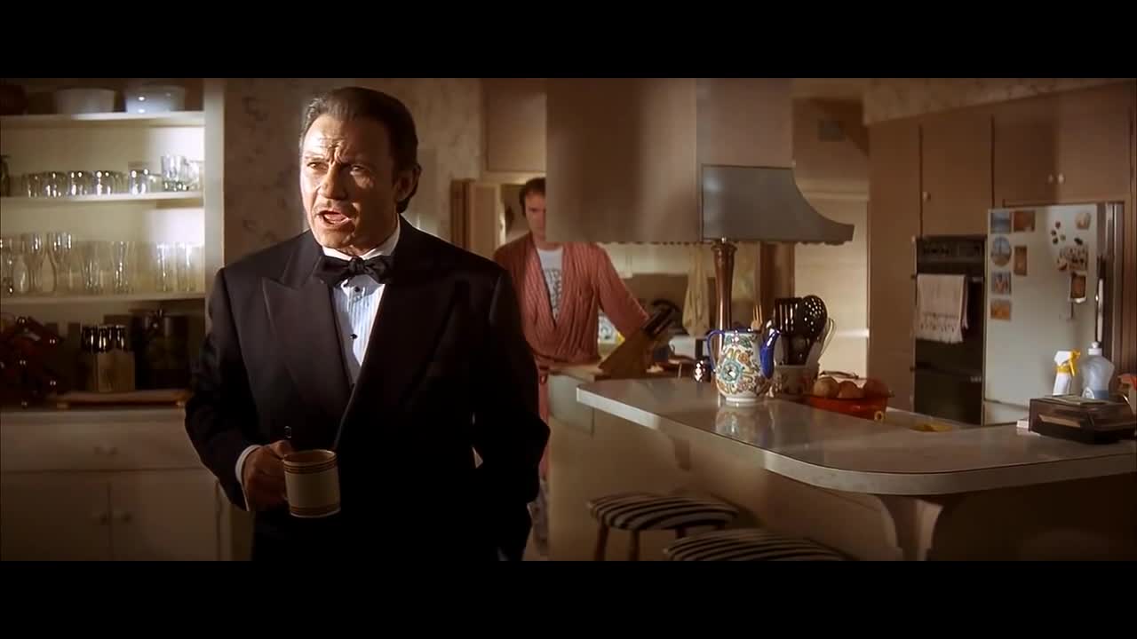 Pulp Fiction - I'm here to help | Download HD video clip on | Vlipsy