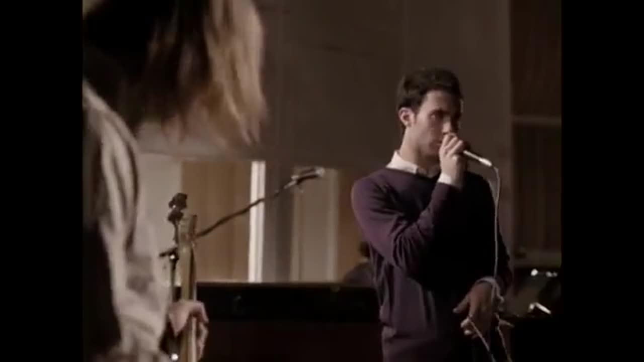 Maroon 5 - Sunday morning rain is falling | Download HD video clip on ...