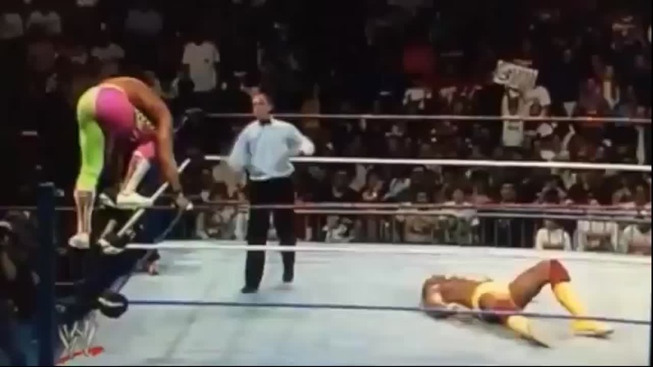 WWE: Elbow drop - Find clips on VLIPSY