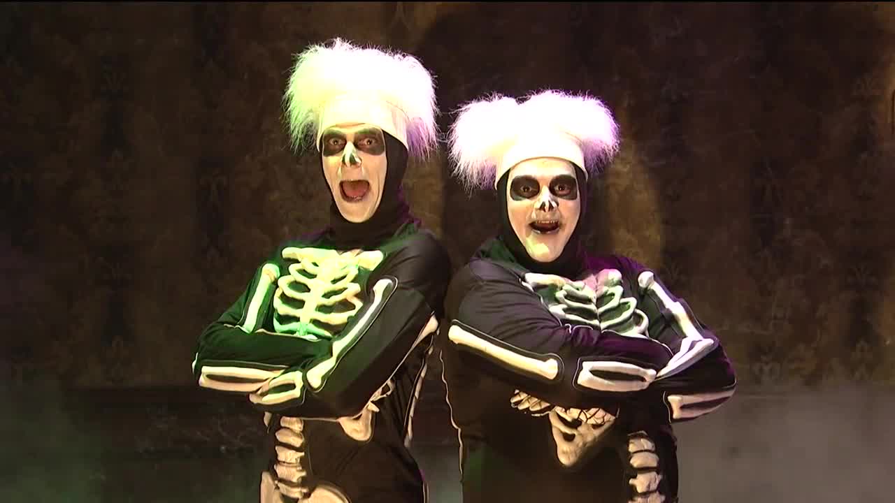Saturday Night Live - Skeleton dance (Video Clip) | Download HD | Vlipsy
