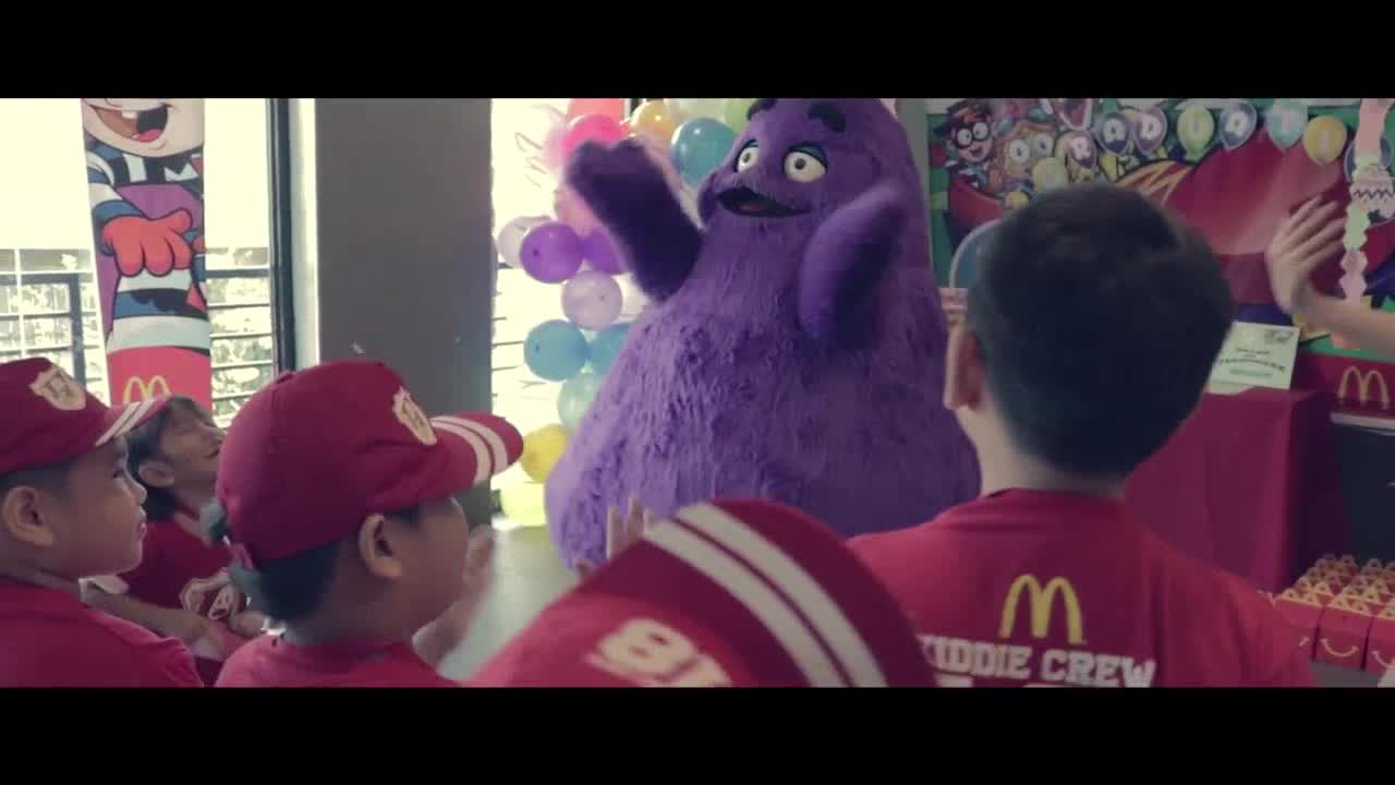 McDonalds - Grimace dancing to baby shark | Download HD video clip on ...