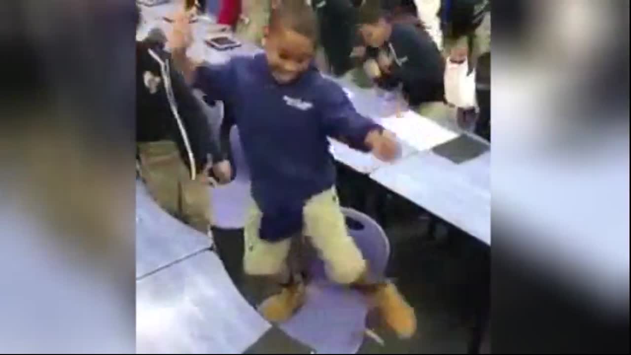 Classroom: Dancing on chair - Find clips on VLIPSY