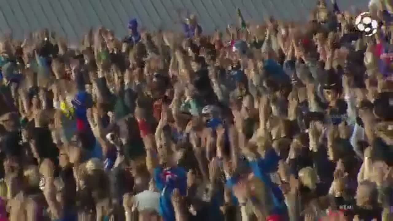 Viking Clap - Crowd cheering | Download HD video clip on | Vlipsy