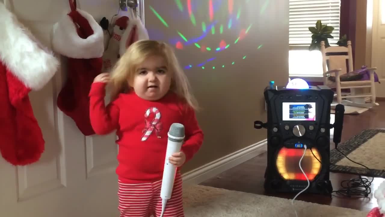 Audrey Nethery: That's what makes you beautiful. Find clips on VLIPSY