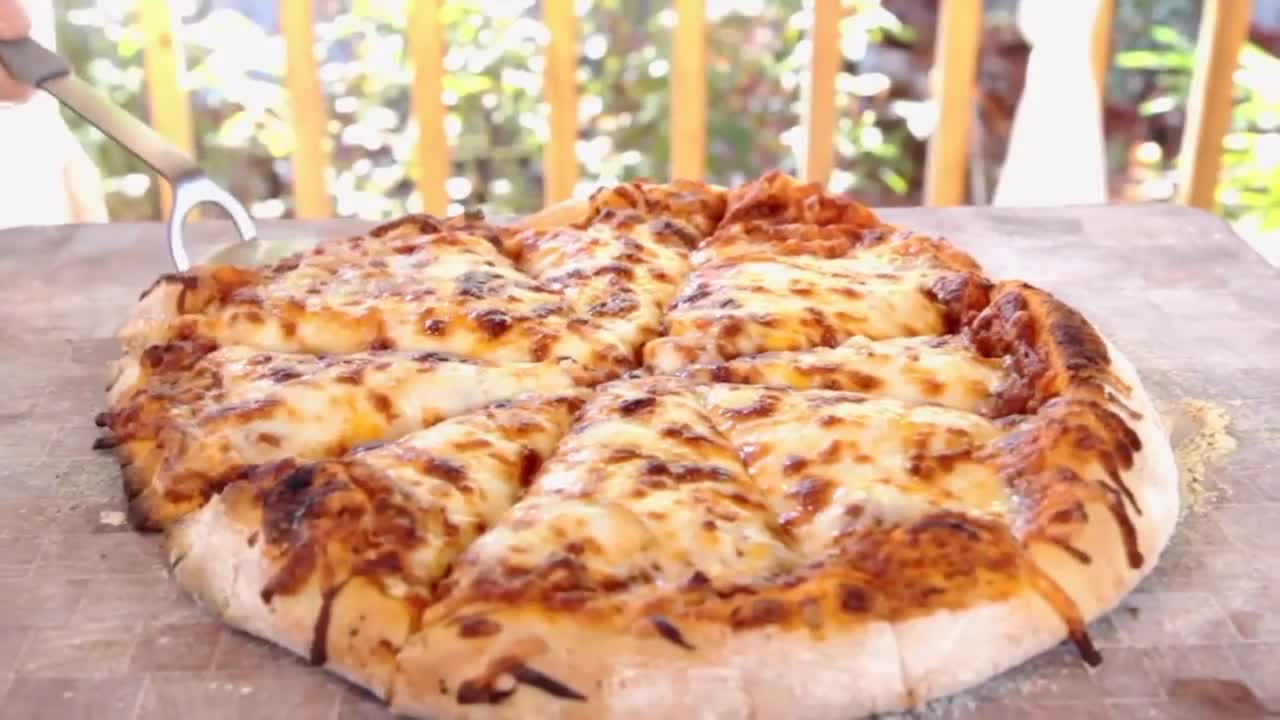 You Complete Me [Pizza] | Download HD video clip on | Vlipsy