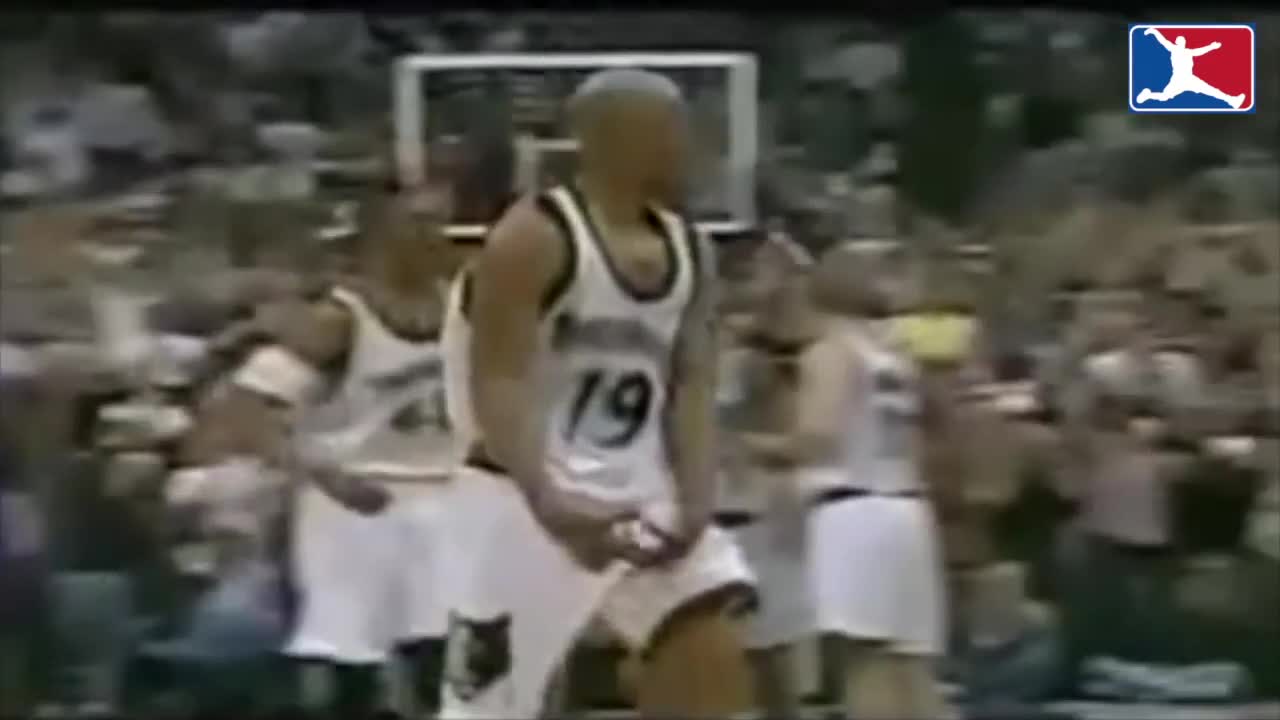 Sam Cassell - Big balls dance | Download HD video clip on | Vlipsy