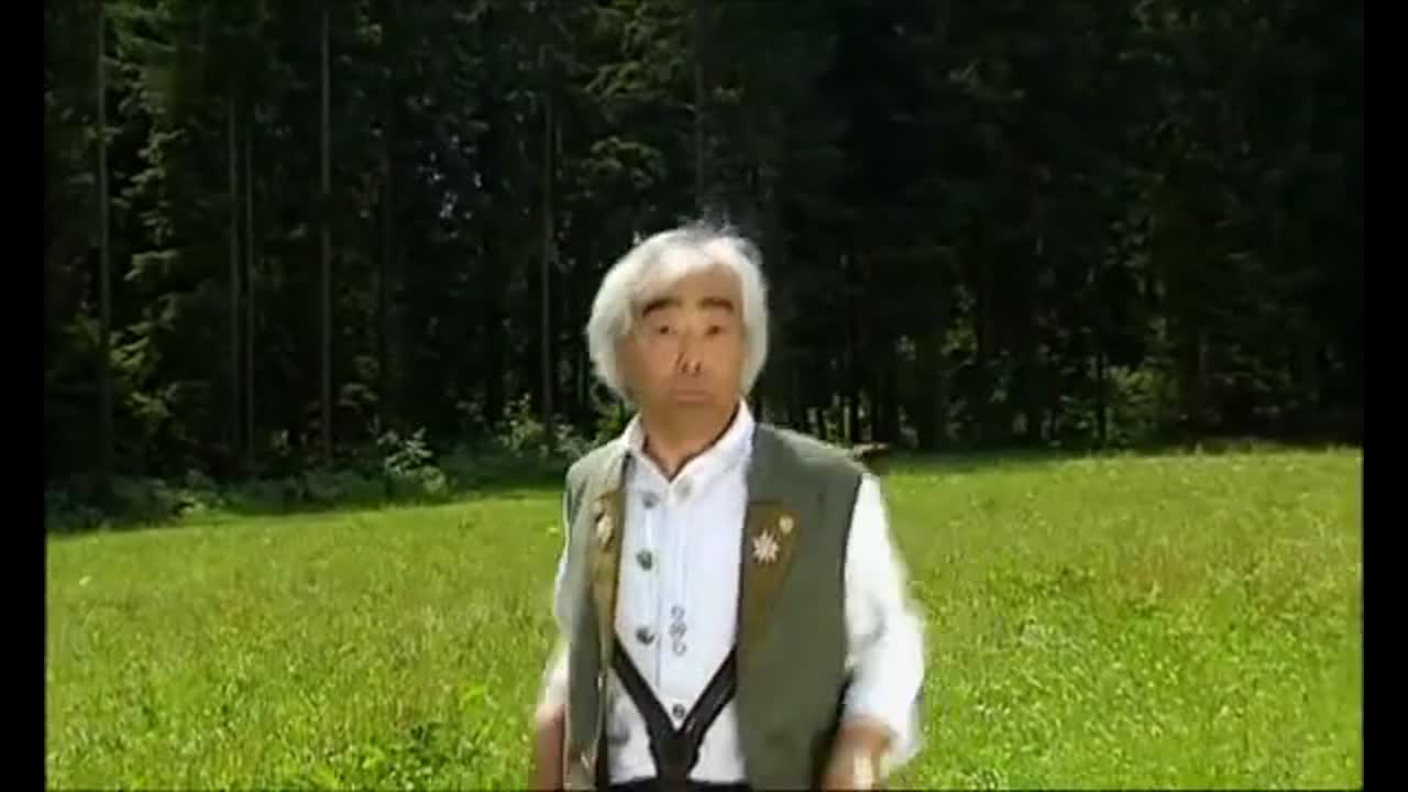 Takeo Ischi: Chicken Yodeling Dance. Find clips on VLIPSY