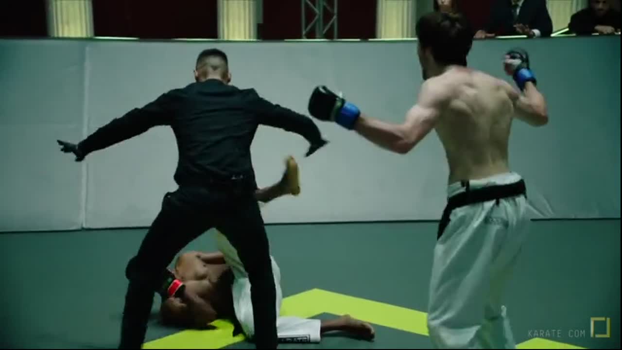 Karate Combat: Huge knockout - Find clips on VLIPSY