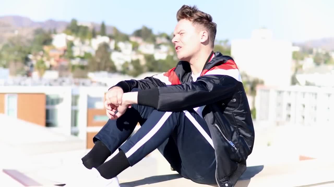 Connor Maynard - Pain (Video Clip) | Download HD | Vlipsy