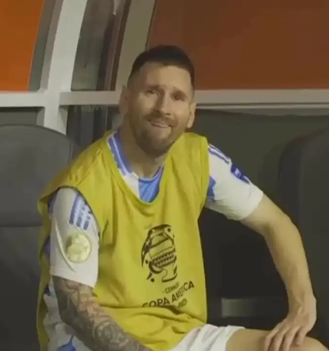 Lionel Messi - Sad & Depressed | Download HD video clip on | Vlipsy