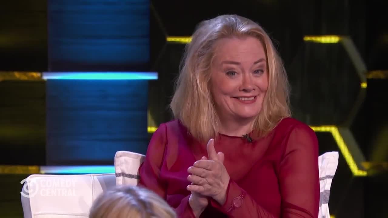 Cybil Shepherd: Fake polite clap - Find clips on VLIPSY