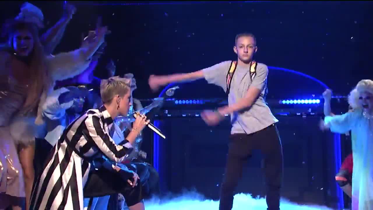 SNL - Backpack Kid (Katy Perry) (Video Clip) | Download HD | Vlipsy