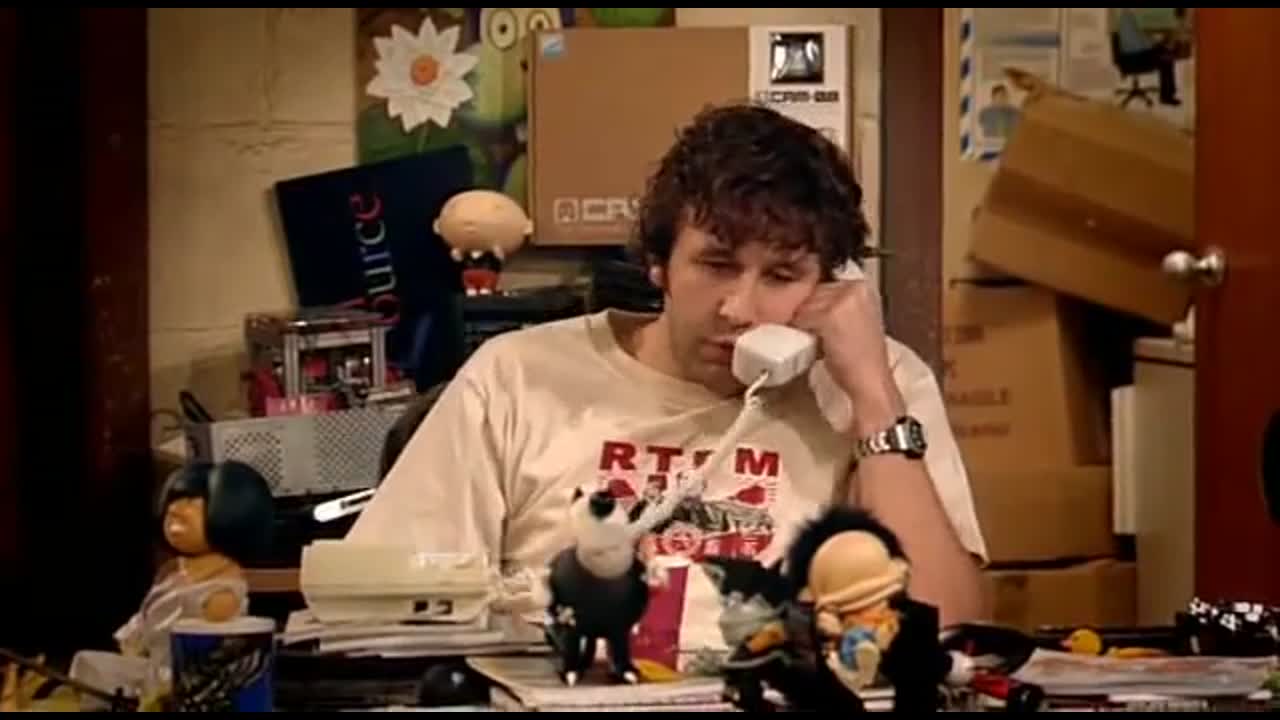 The IT Crowd: Have you tried turning it off and on again? - Find clips ...