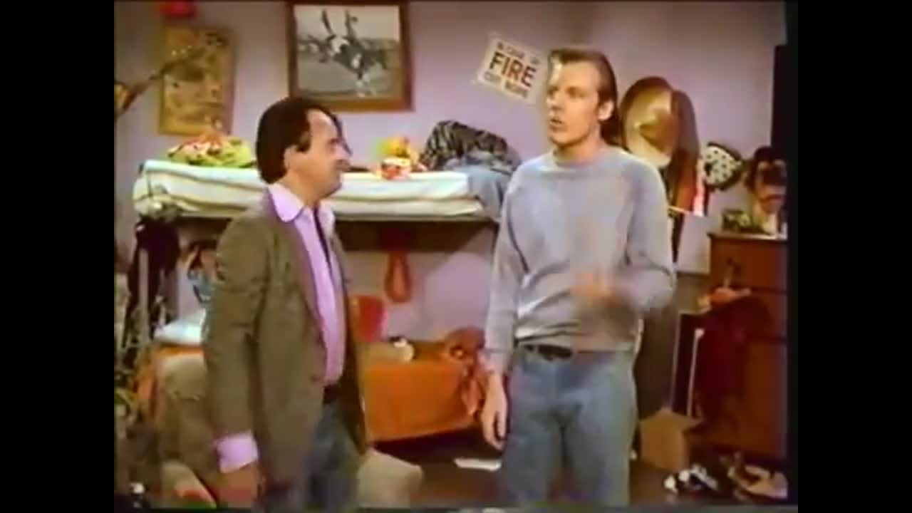 Laverne & Shirley: Being Thoughtless - Find clips on VLIPSY