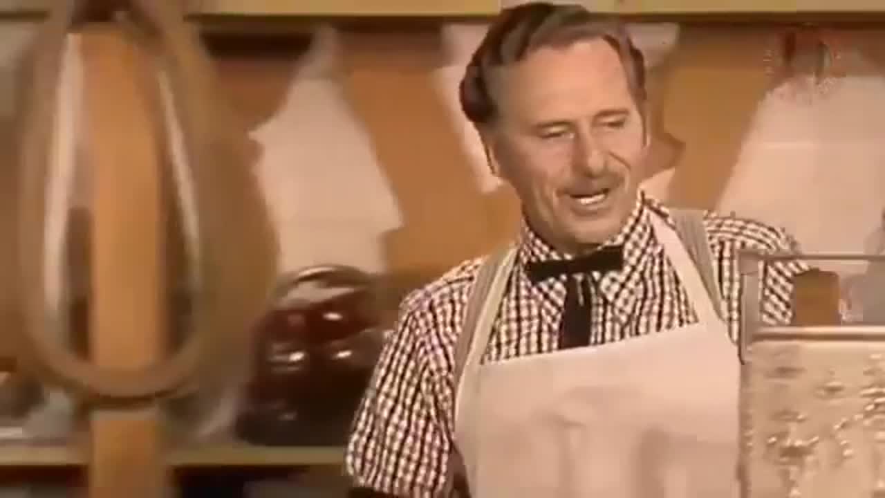 Hee Haw: Good morning grandpa - Find clips on VLIPSY